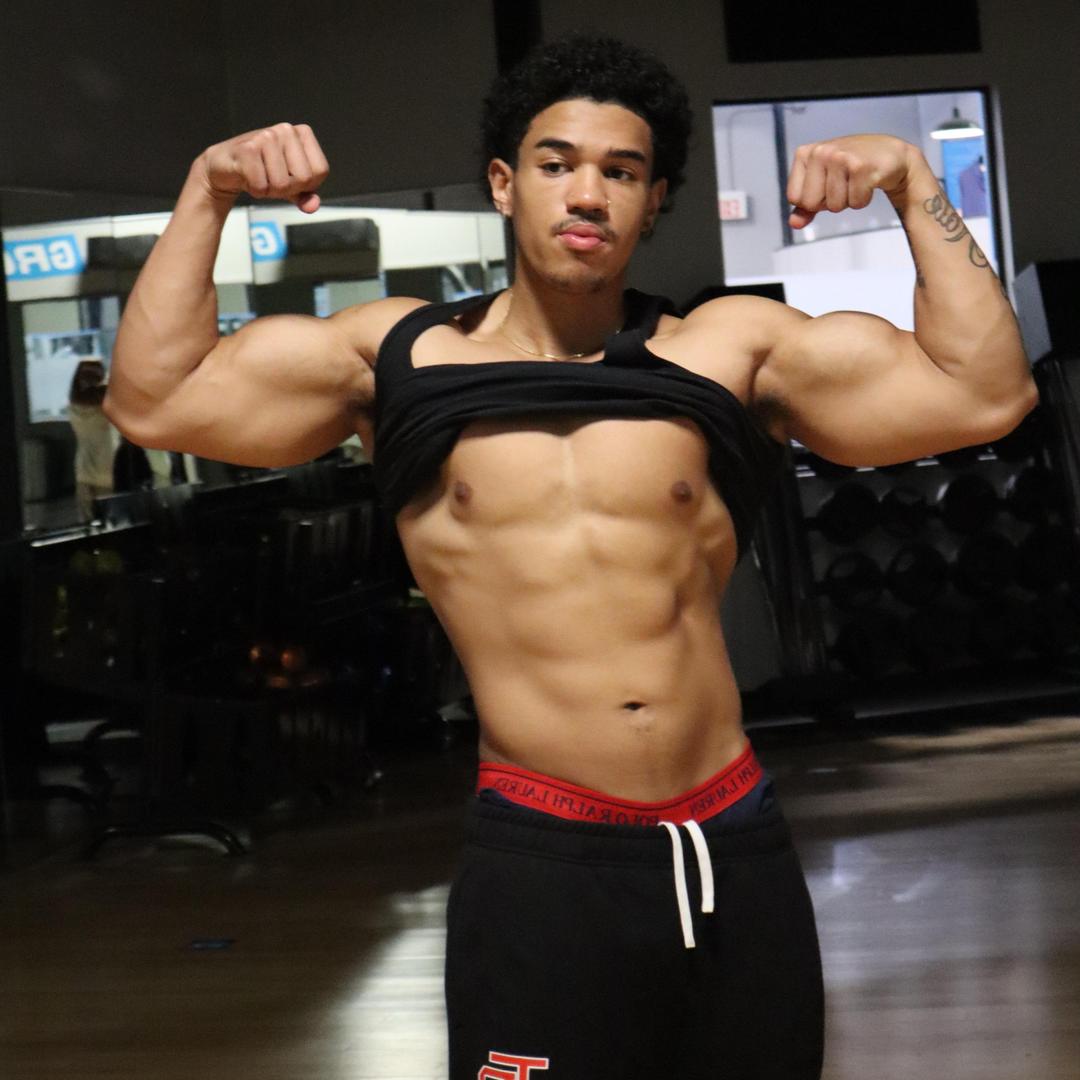 Tyson Kelly App - Personal trainer, meal prep,agility work